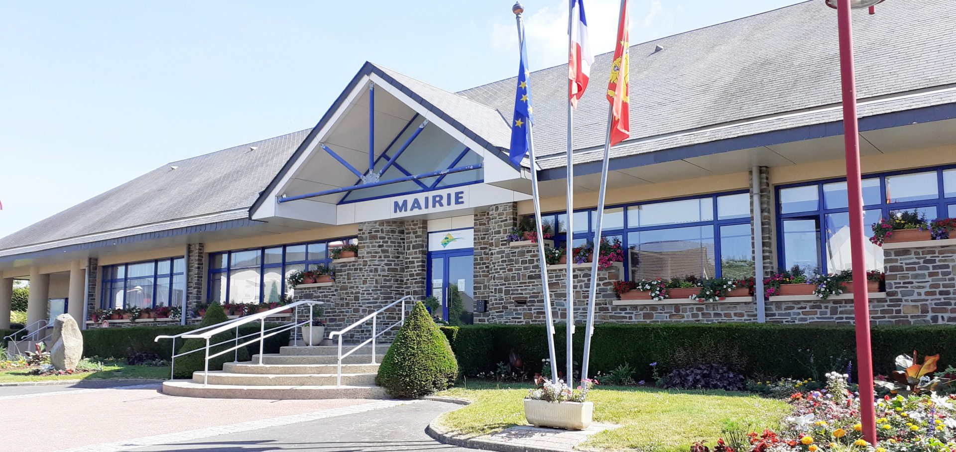 Contacts et horaires mairies | Saint-Amand-Villages